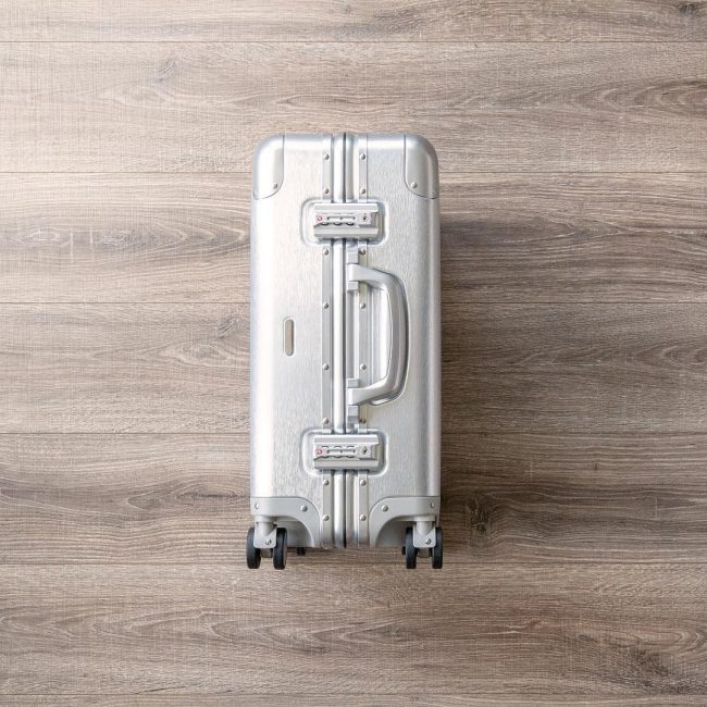 Autonomous Luggage Review - The Flier 2 & The Aluminum Carry-On - MyCreativeLook